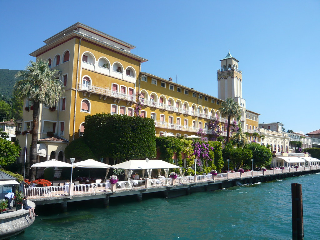 Best Restaurants In Gardone Riviera - Visit Beautiful Italy