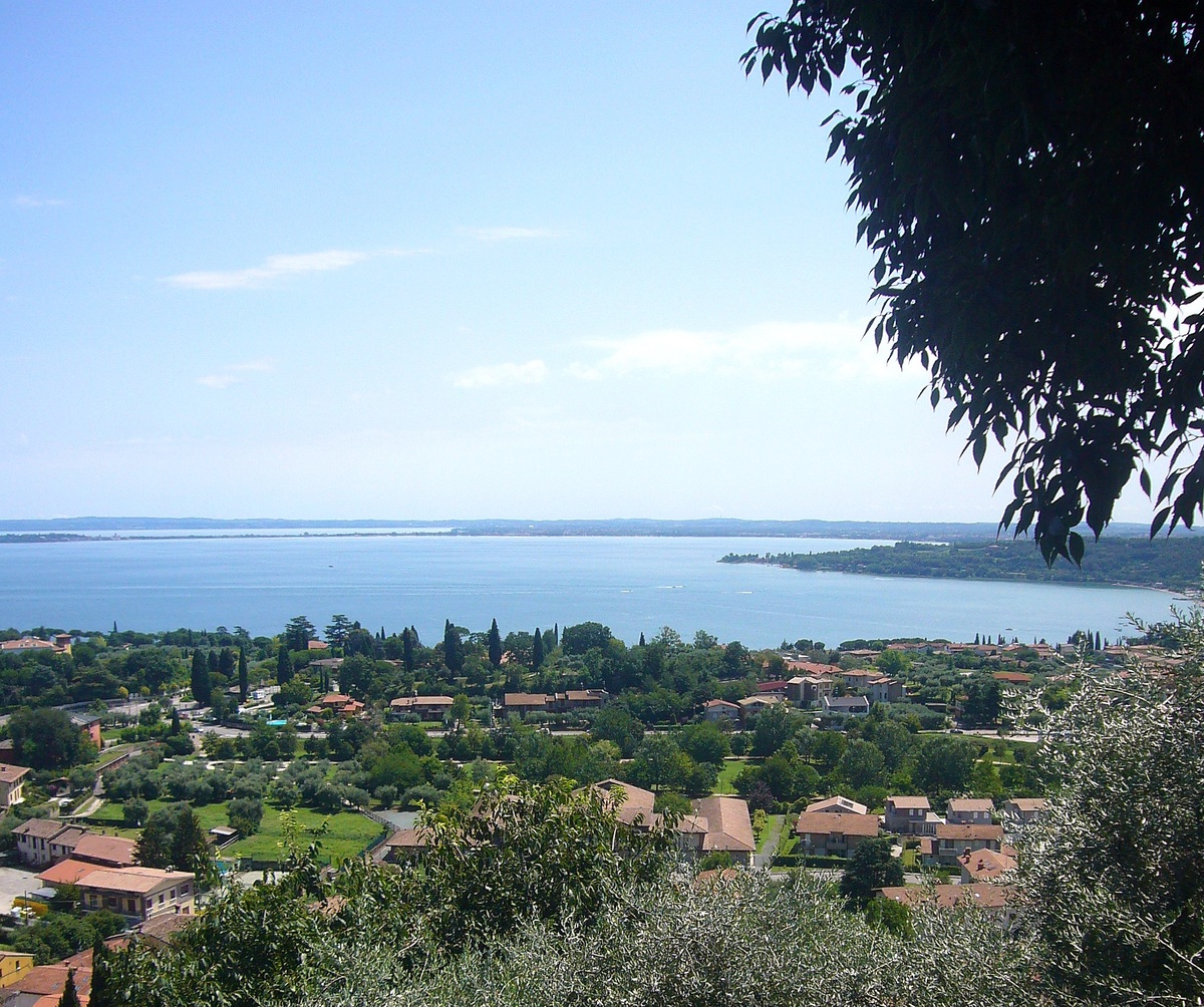 Exploring Wonderful Places — Top 8 things to do in Padenghe sul Garda ...