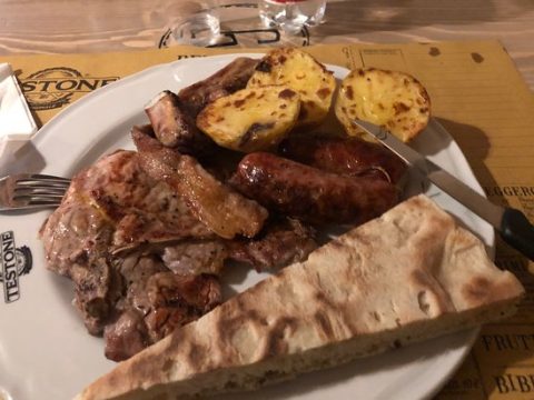 Top 5 Best Restaurants In Navigli Milan - Where To Eat Near Canals ...